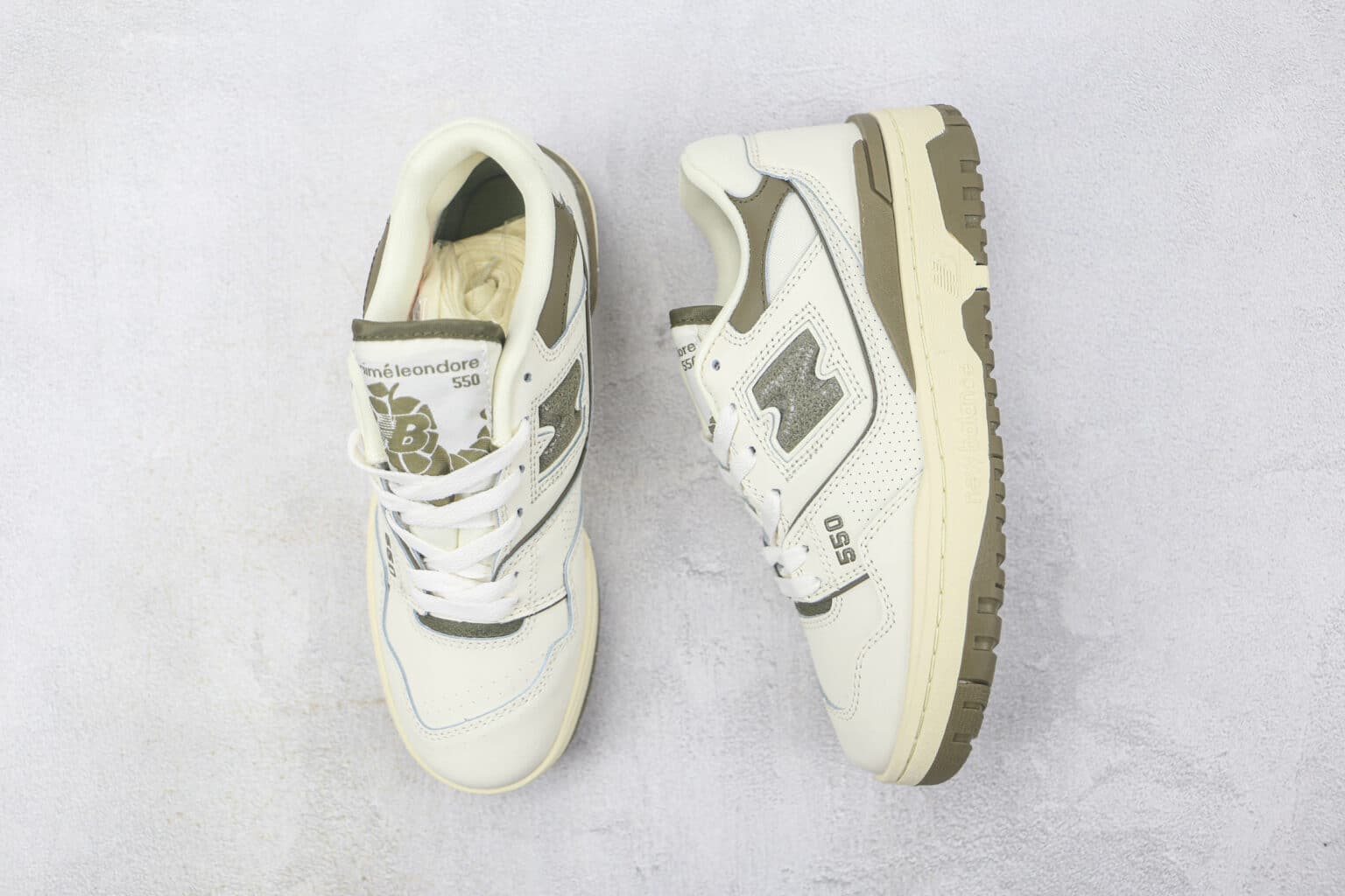 RÉPLICA NEW BALANCE 550 X AIMÉ LEON DORE 'OLIVE' - Zapatillas Réplica